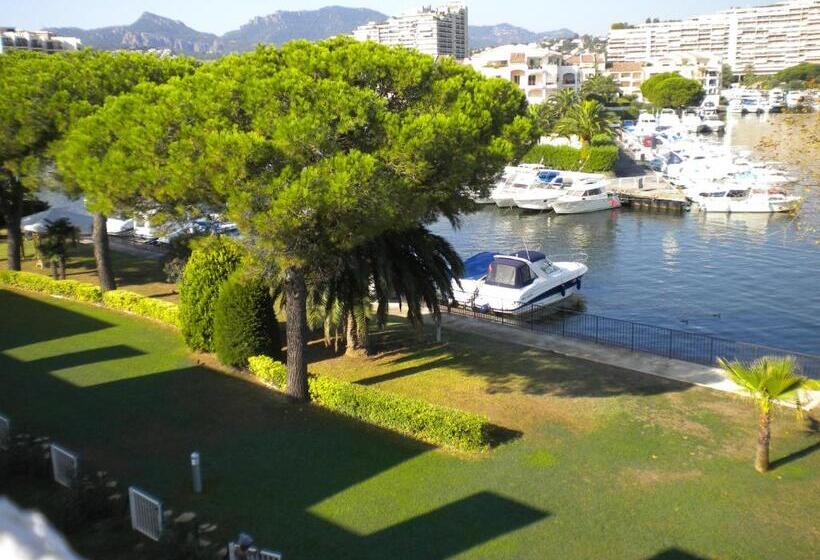 Vacanceole  Residence Carre Marine - Mandelieu-la-Napoule