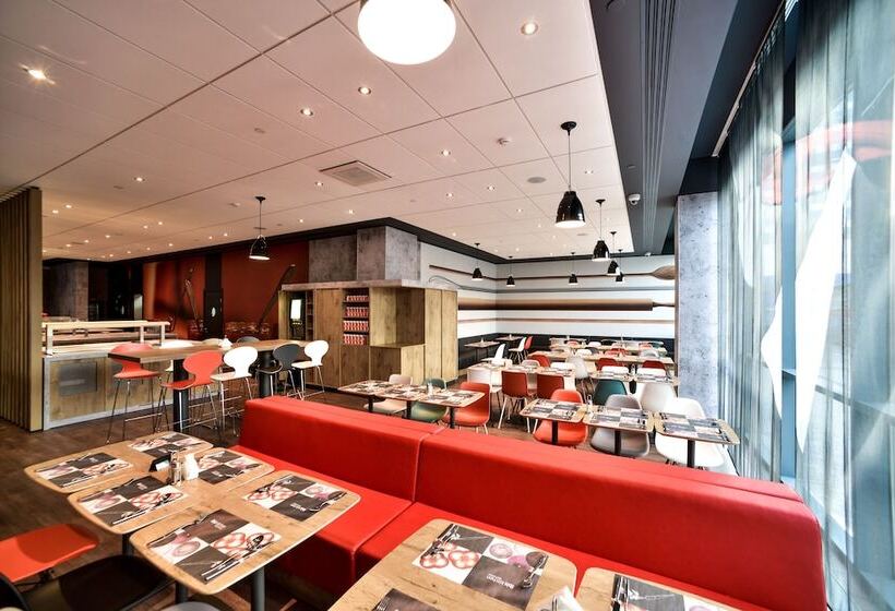 Hotel Ibis Moscow Dynamo - Distrito de Moscú, Rusia