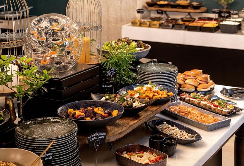 Skylark, Aluma Hotel & Resort - Athens
