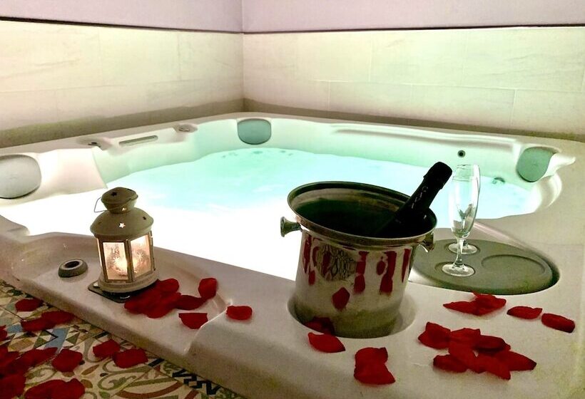 Hôtel Spa Adealba - 梅里達