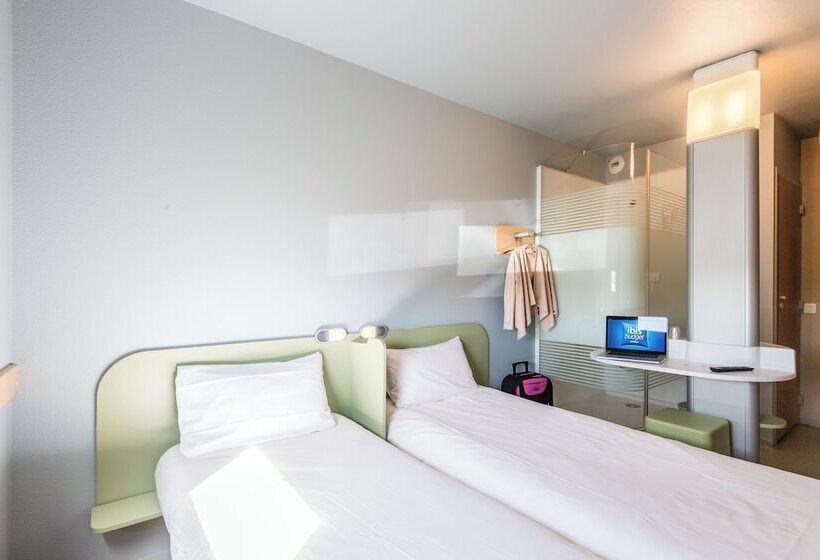 Hôtel Ibis Budget Amberieu En Bugey Chateau Gaillard - Ain