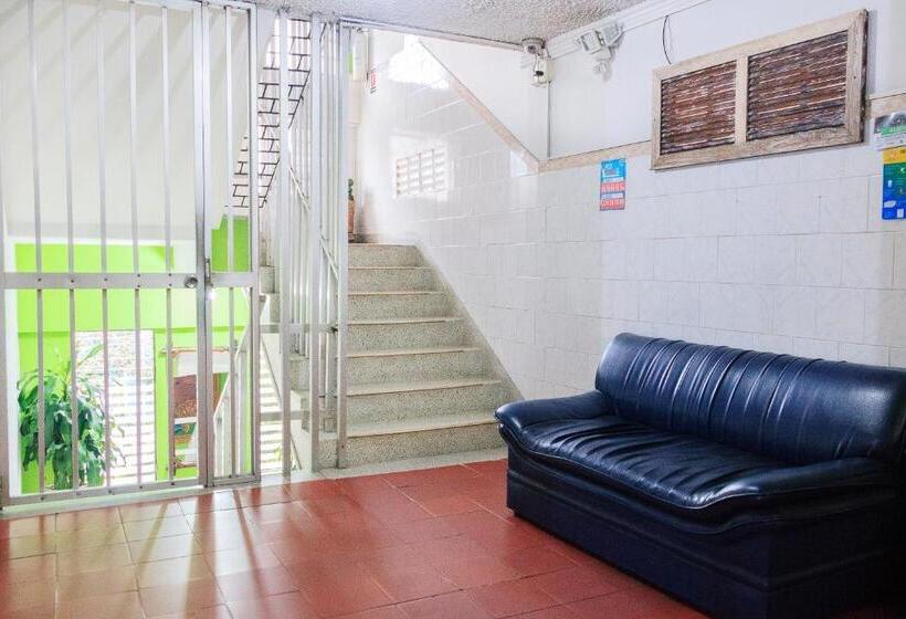 Hotel Ayenda 1506 La Puerta Del Sol - Bucaramanga