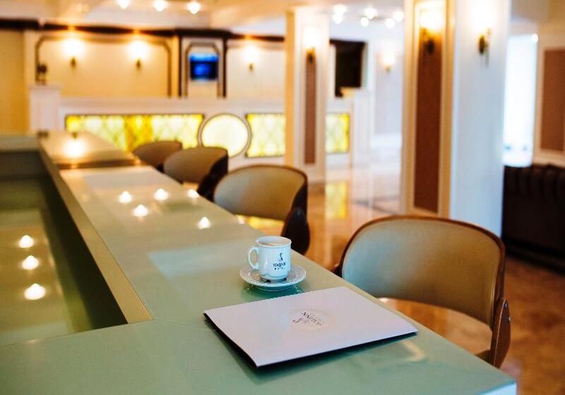 Hôtel Svalinn - İzmir