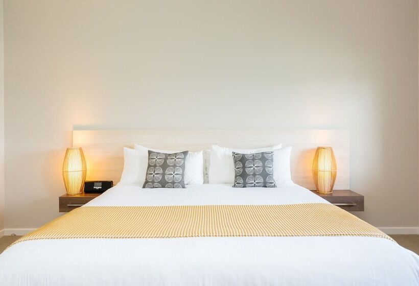 The Marina Hotel Mindarie - Perth