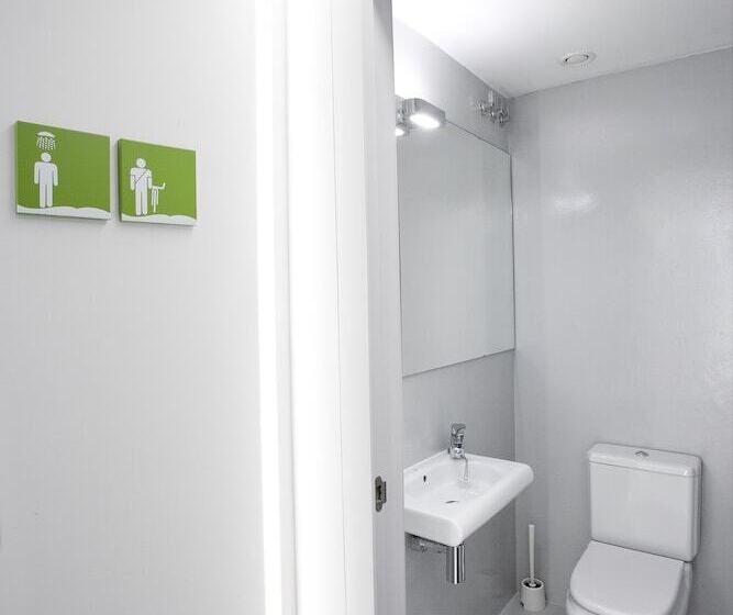 Sant Jordi Hostels Gracia - Barcelona