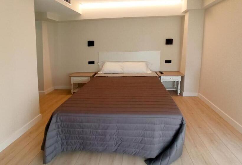 Pensión Bahia Rooms Cantabria 3000 - Santander, España