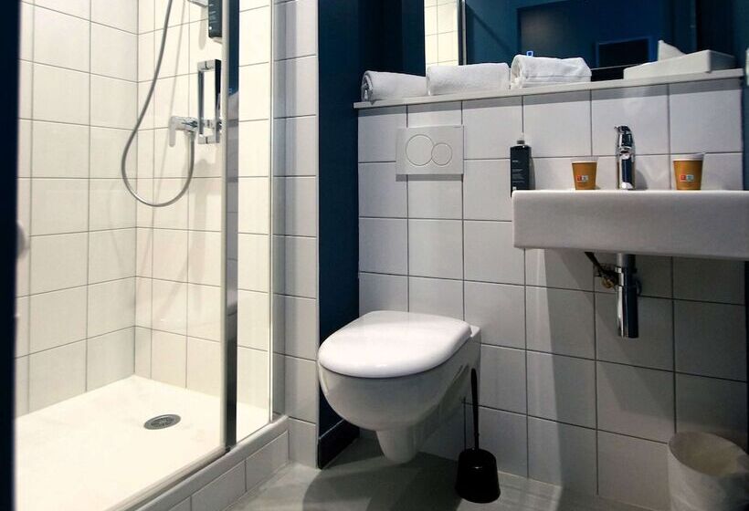 Hotel Ibis Budget Loudéac Vélodrome - Loudéac