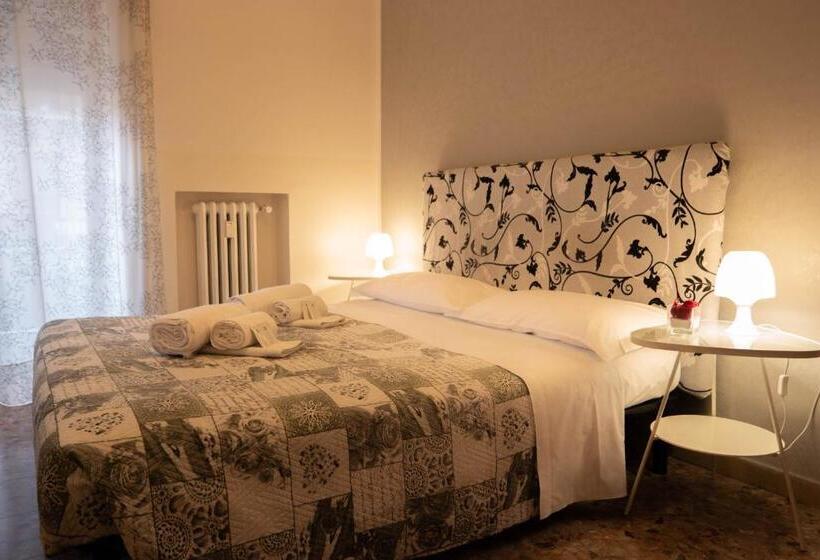 Hotel Forever Rooms - Verona