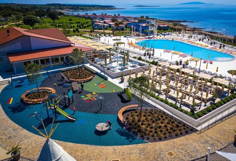 Arena Grand Kazela Camping Homes - Premantura