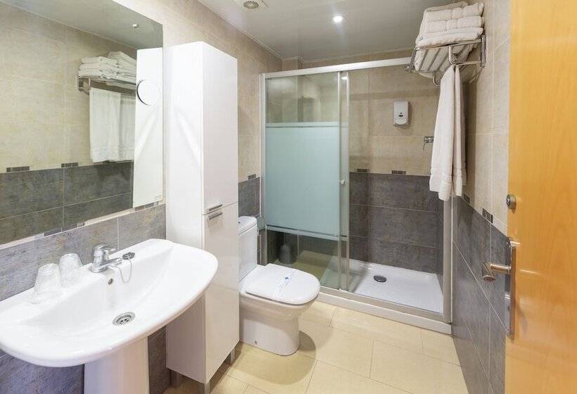 Apartamentos Neptuno - Pineda de Mar