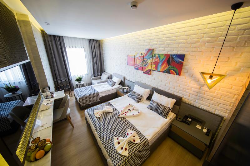 Laren Family Hotel & Spa   Boutique Class - Lara Beach