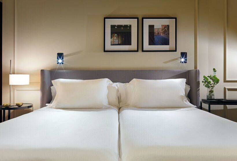 Hotel H10 Palacio Colomera - 