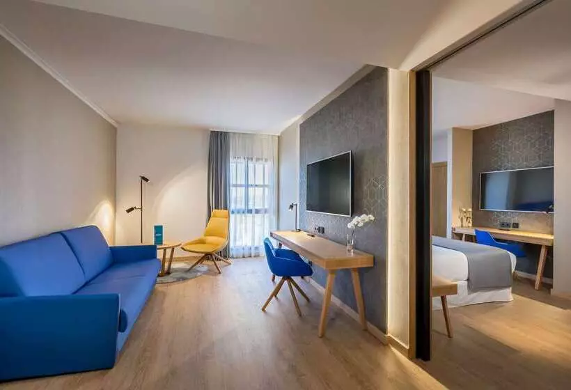 Hôtel Barcelo  Caceres V Centenario - Cáceres