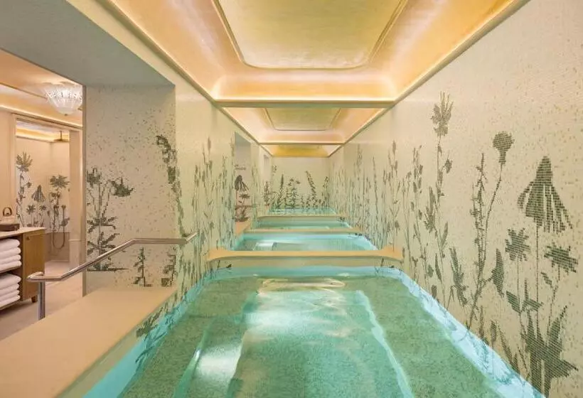 Hotel La Fantaisie - Paris