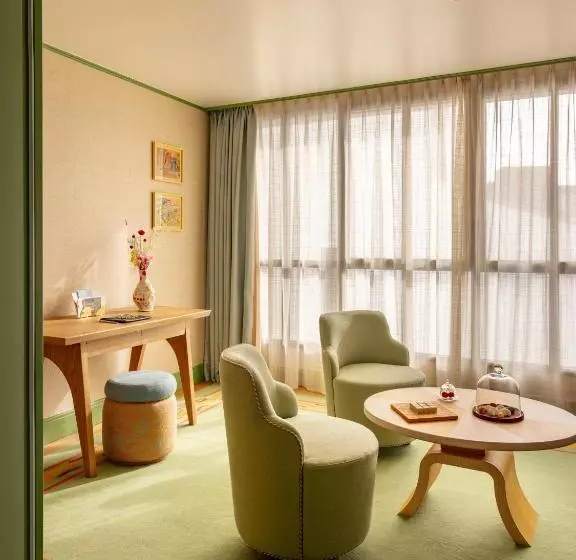 Hotel La Fantaisie - Paris