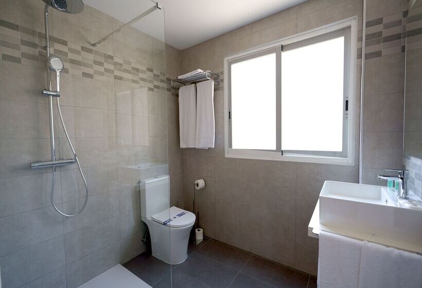 Hôtel Hostal Anna Benidorm - Benidorm