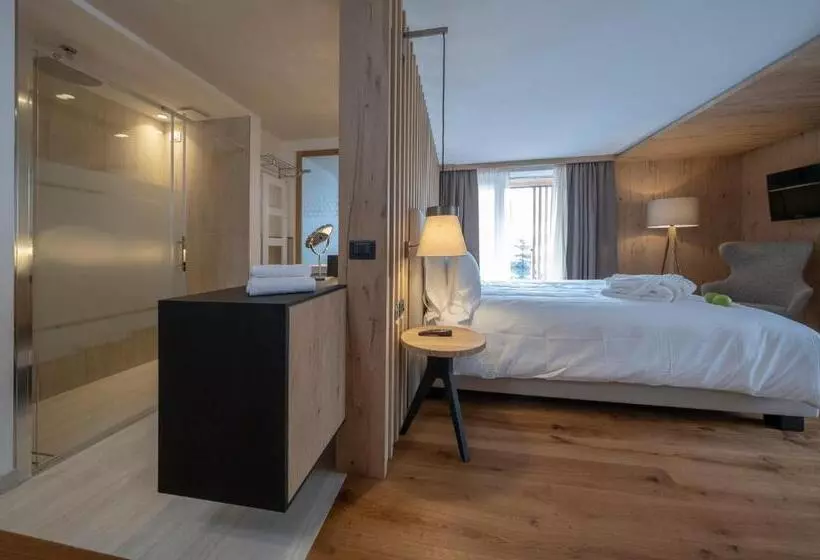 Hôtel Ciampedie Luxury Alpine Spa - Pozza di Fassa