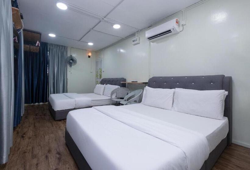 Hôtel Oyo 89873 Nurbayu Chalet - Balok