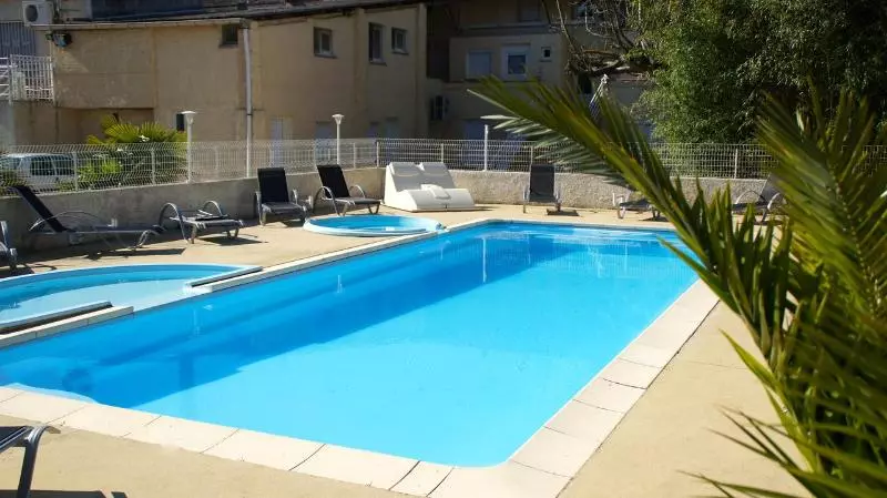 Hôtel Logis Hôtel Restaurant Bellevue - Saint-Martin-d'Ardèche