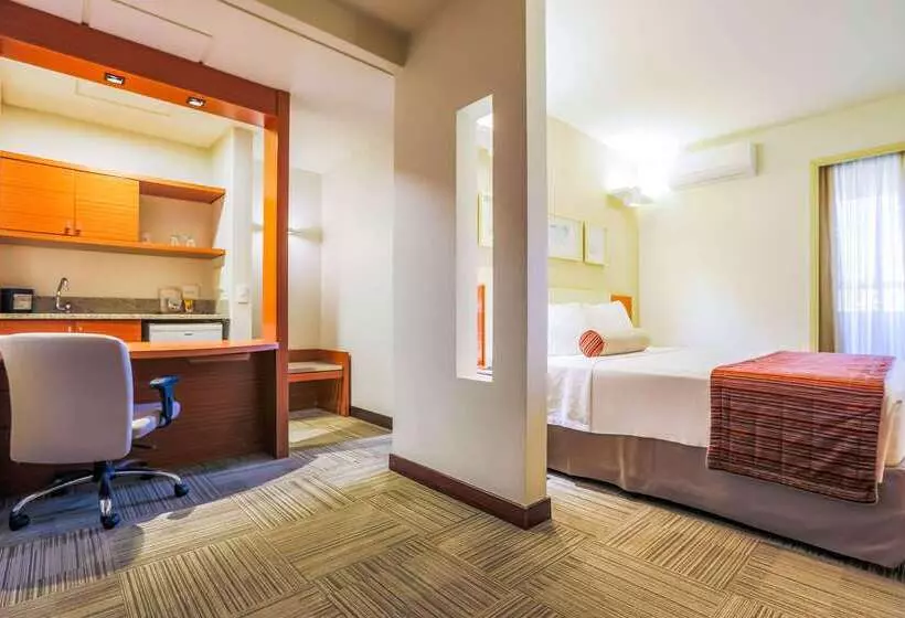 Hotel Comfort Suites Brasilia - Brasília