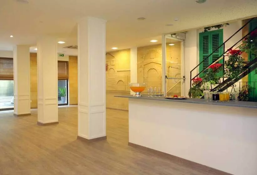 Centrum Hotel   City Center - Никосия