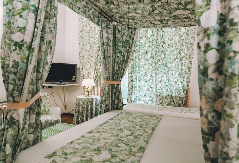 Hôtel Eveline Portosole - Sanremo