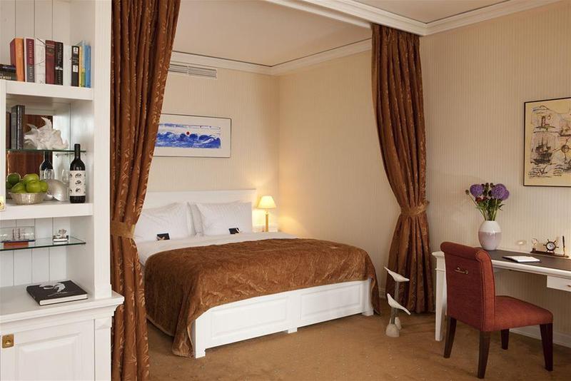 Hôtel Yachthafenresidenz Hohe Dune - Rostock