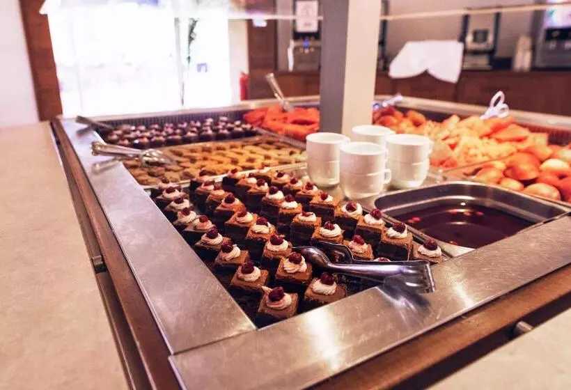 Hotel Slovenska Plaža - Budva