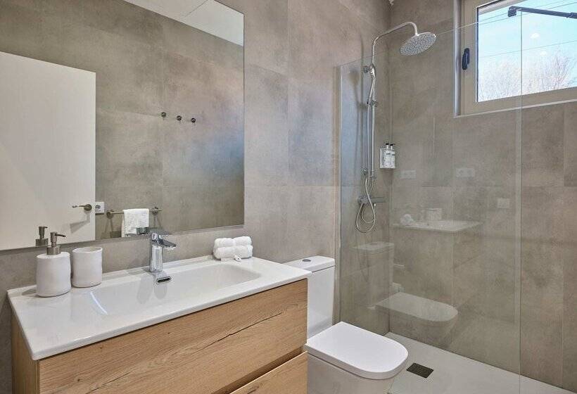 Paseo Suites - Madrid