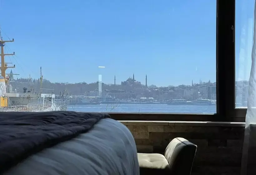 Hotel Weingart Port Seaside - Istanbul