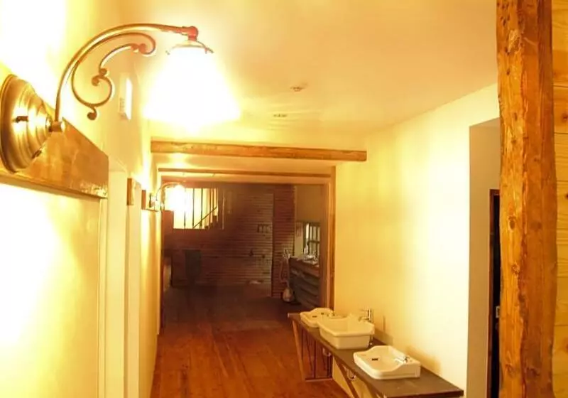 Pension (Hôtel Basse Catégorie) The Deer Park Inn - Nara