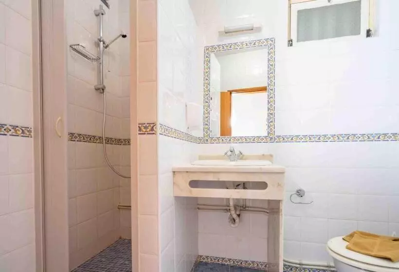 Pensione Residencial Capri By Umbral - Albufeira