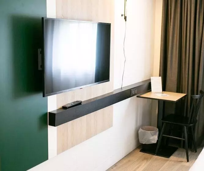 Hôtel The Originals City, Hôtel Bordeaux Porte Du Bassin - Cestas