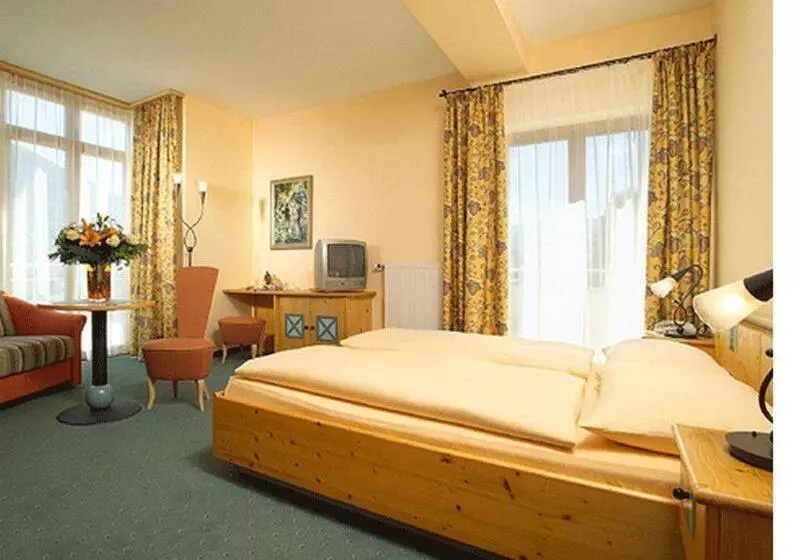 Aktiv Hotel Schweizerhof Kitzbühel - Kitzbühel