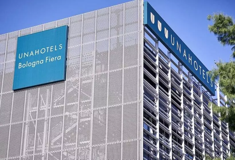 Unahotels Bologna Fiera - Болонья