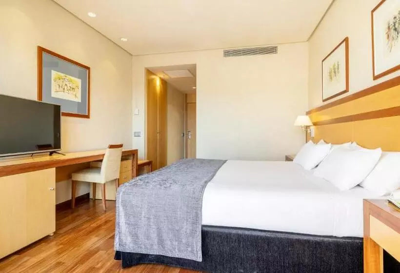 Hotel Ilunion Alcalá Norte - Madrid