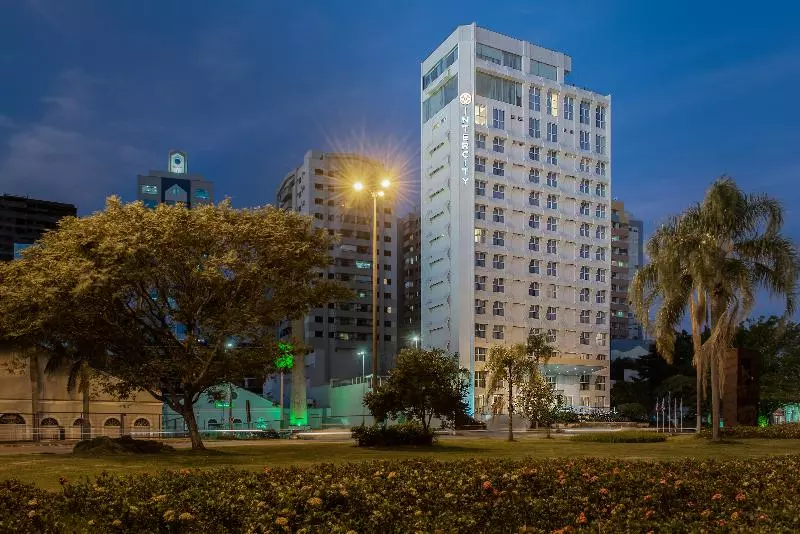 Hotel Intercity Florianopolis - Florianópolis