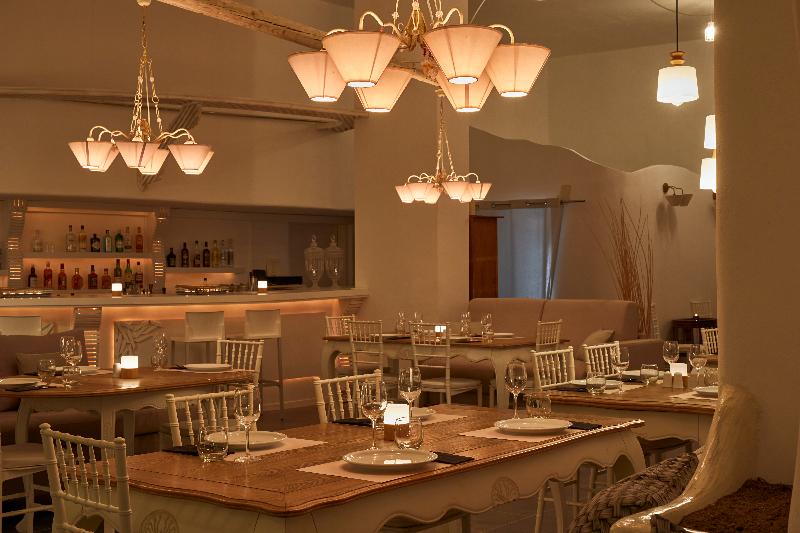 Hôtel Suites Of The Gods Cave Spa - Santorini