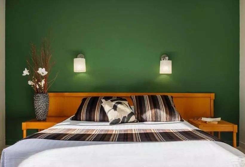 Golf Hotel Resort Val De Sorne - Jura