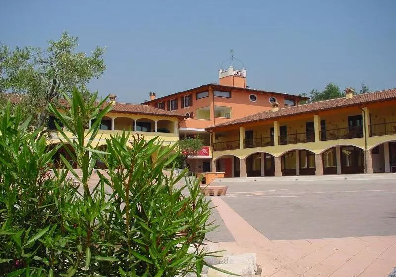 Hôtel Ahg Donna Silvia Wellness - Manerba del Garda