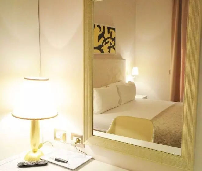 Sar Otel Boutique - Tirana