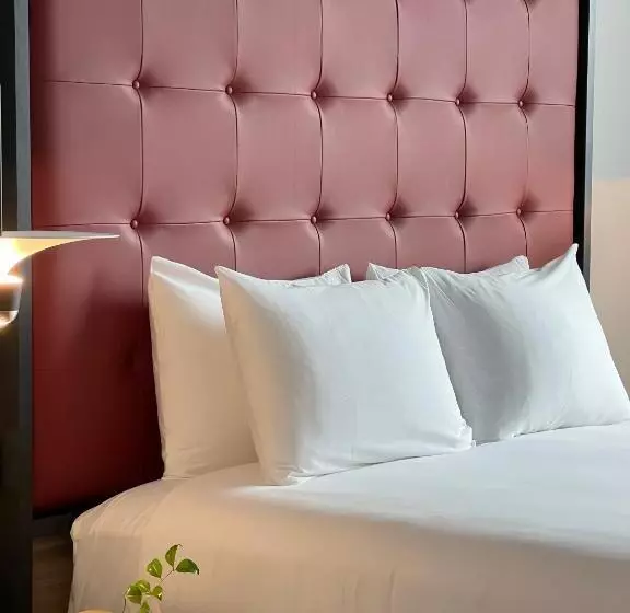 Hotel Uma House By Yurbban South Beach - South Beach, FL