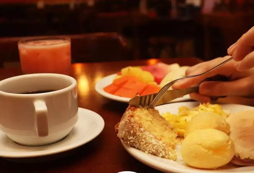 Hôtel Express Vieiralves - Manaus