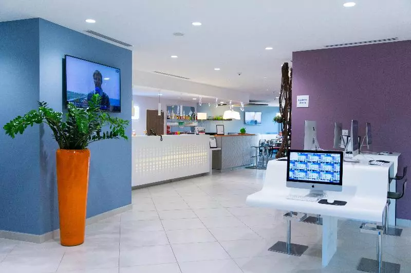 Hotel Holiday Inn Express Toulon Est, An Ihg - La Valette-du-Var