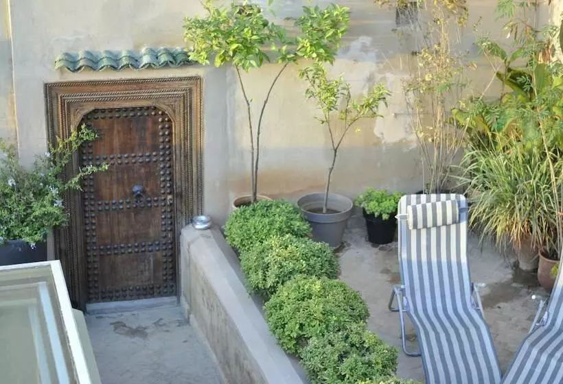 Pension (Hôtel Basse Catégorie) Dar 7 Louyat - Fes