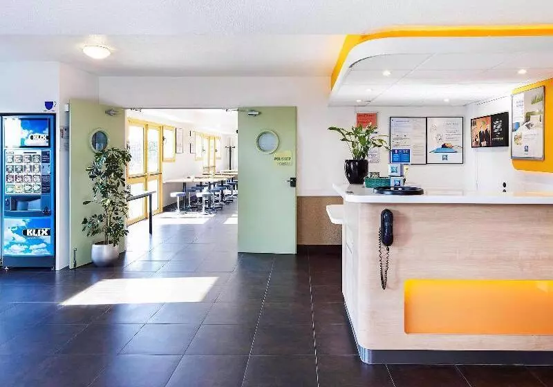 Hôtel Ibis Budget Chartres - Chartres