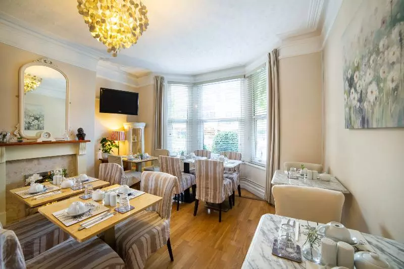 Bed And Breakfast Lonsdale Guest House - Oxford