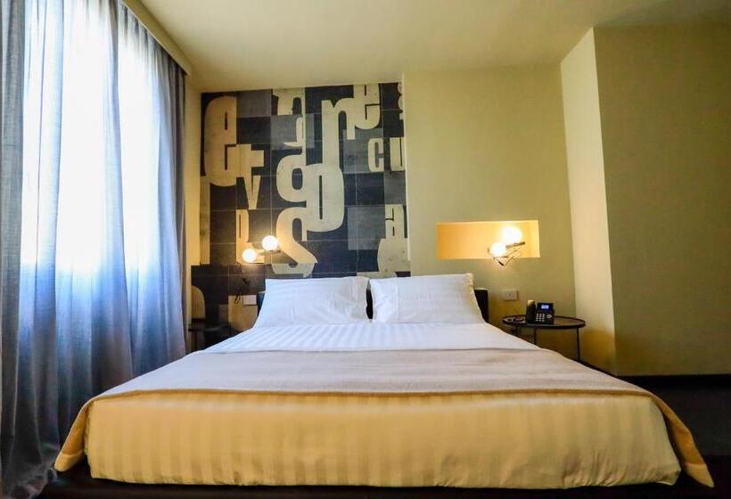 Bed And Breakfast Arco Vecchio Urban Suite   Epoca Collection - Lecce