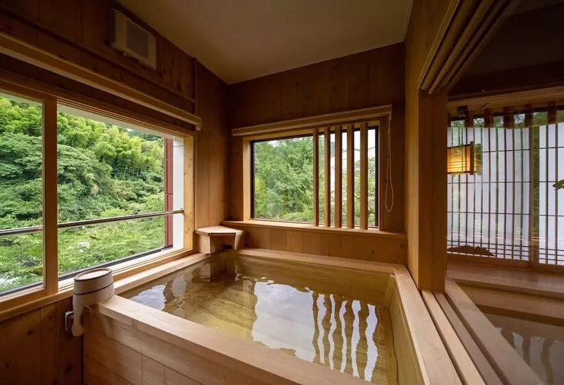 Ryokan Furuyu Onsen Kakureisen - Saga