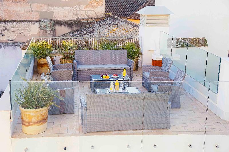 Hotel Overland Suites Catedral - Sevilla, España